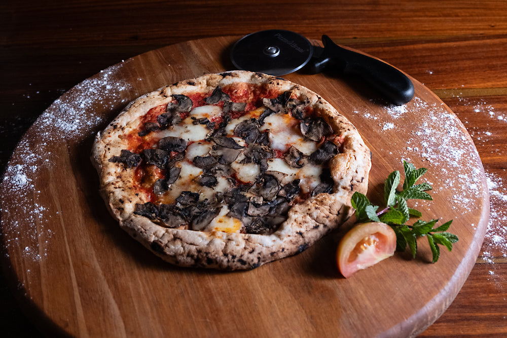Portobello Mushroom, Garlic and Herbs Pizza (30cm) – Goodness Gracious